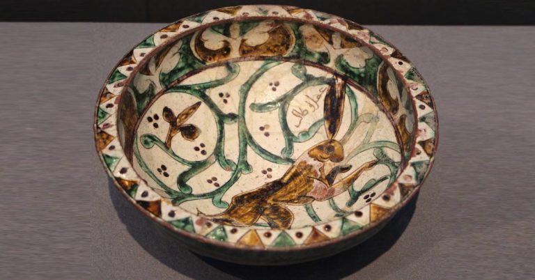 What is sgraffito pottery? - Wheel & Clay